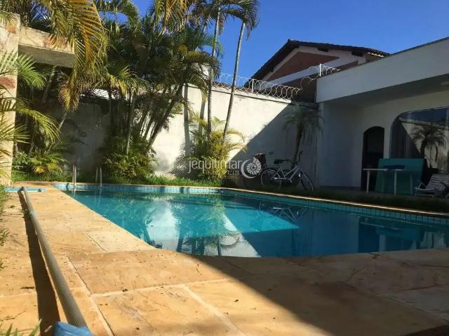 Casa / Sobrado para Venda em Guarujá/SP Enseada 3 Quartos