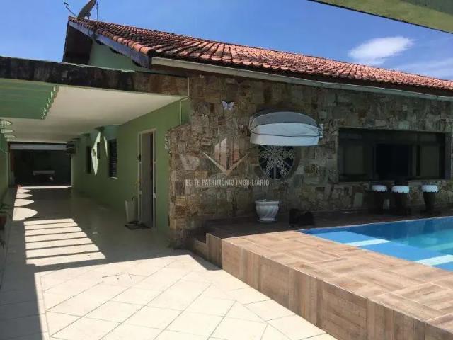 Casa / Sobrado para Venda em Guarujá/SP Enseada 3 Quartos