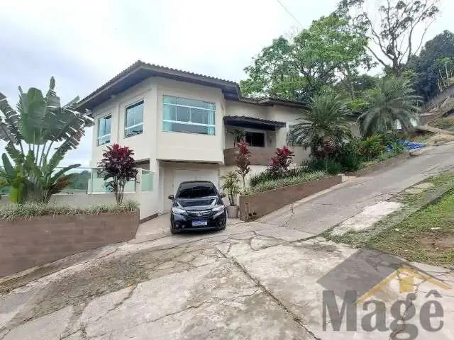 Casa / Sobrado para Venda em Guarujá/SP Enseada 3 Quartos
