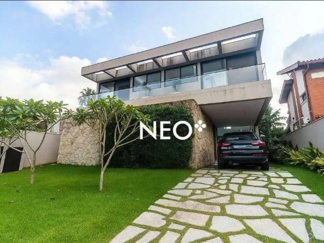 Casa / Sobrado para Venda em Guarujá/SP Jardim Acapulco 5 Quartos