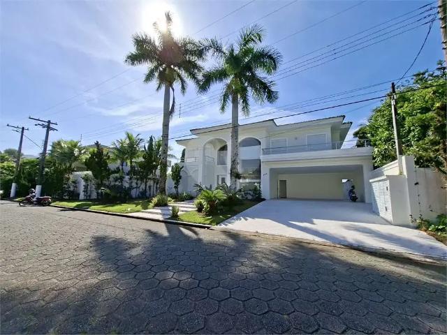 Casa / Sobrado para Venda em Guarujá/SP Jardim Acapulco 6 Quartos