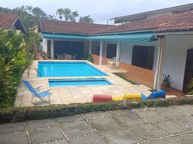 Casa / Sobrado para Venda em Guarujá/SP Jardim Guaiuba 3 Quartos