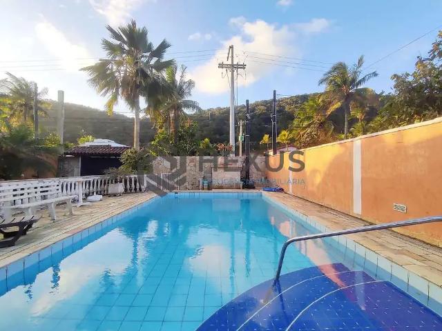 Casa / Sobrado para Venda em Guarujá/SP Jardim Guaiuba 3 Quartos