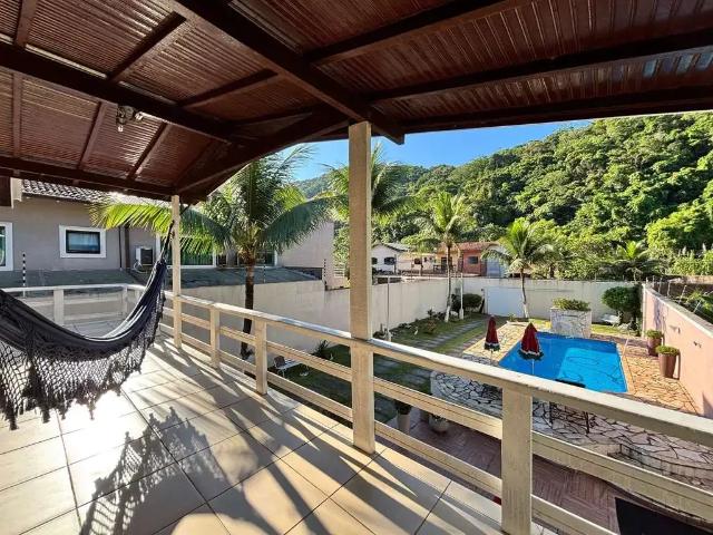 Casa / Sobrado para Venda em Guarujá/SP Jardim Guaiuba 4 Quartos