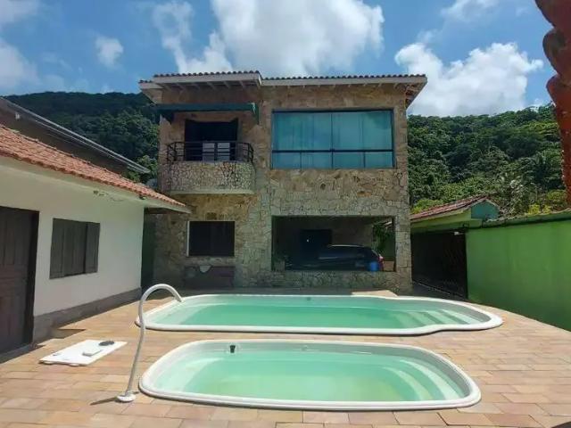 Casa / Sobrado para Venda em Guarujá/SP Jardim Guaiuba 9 Quartos