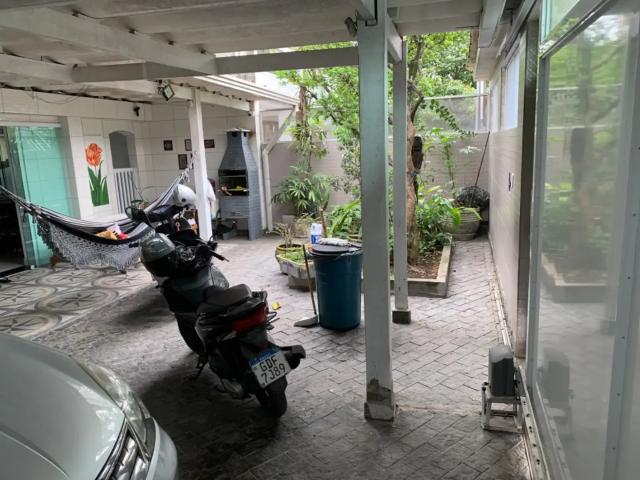 Casa / Sobrado para Venda em Guarujá/SP Jardim Primavera 4 Quartos