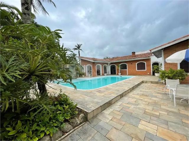 Casa / Sobrado para Venda em Guarujá/SP Jardim Virgínia 3 Quartos