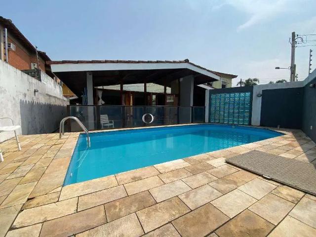 Casa / Sobrado para Venda em Guarujá/SP Jardim Virgínia 4 Quartos