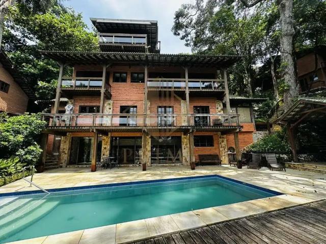 Casa / Sobrado para Venda em Guarujá/SP Morro Sorocotuba 3 Quartos