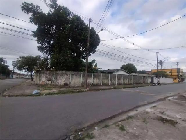 Casa / Sobrado para Venda em Guarujá/SP Sítio Paecara Vicente de Carvalho 2 Quartos
