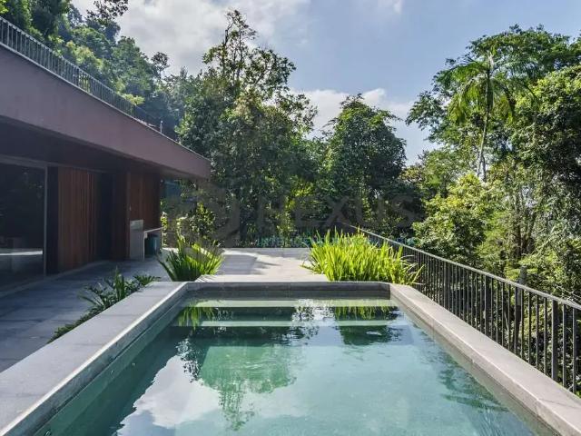 Casa / Sobrado para Venda em Guarujá/SP Praia de São Pedro 5 Quartos