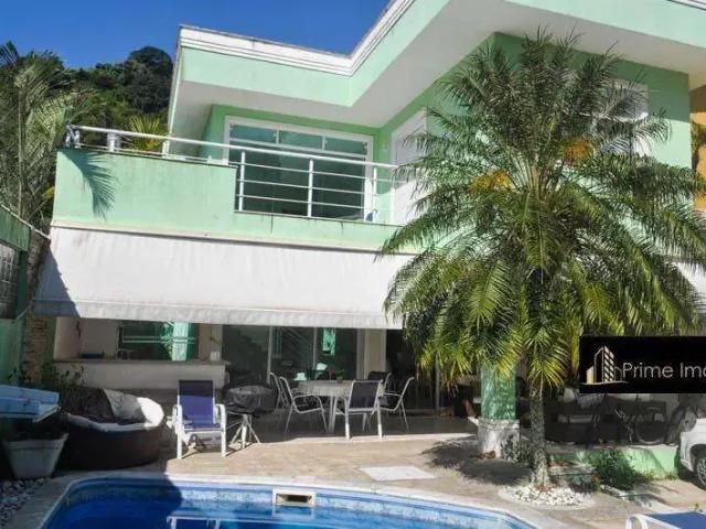 Casa / Sobrado para Venda em Guarujá/SP Tombo 4 Quartos