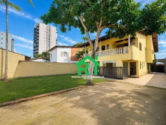 Casa / Sobrado para Venda em Guarujá/SP Tombo 4 Quartos