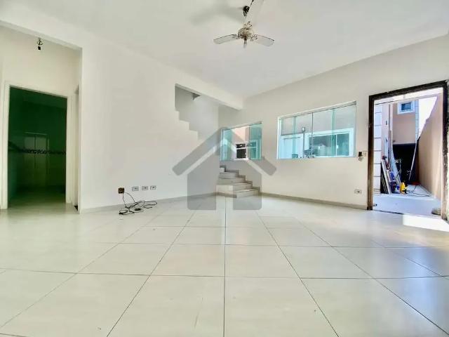 Casa / Sobrado para Venda em Guarujá/SP Vila Áurea Vicente de Carvalho 2 Quartos
