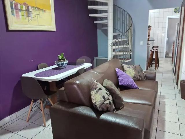 Casa / Sobrado para Venda em Guarujá/SP Vila Áurea Vicente de Carvalho 3 Quartos