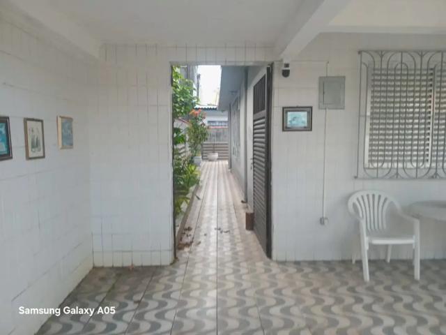 Casa / Sobrado para Venda em Guarujá/SP Vila Santa Rosa 3 Quartos