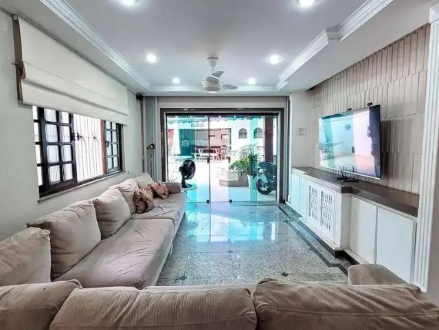 Casa / Sobrado para Venda em Guarujá/SP Vila Santa Rosa 5 Quartos