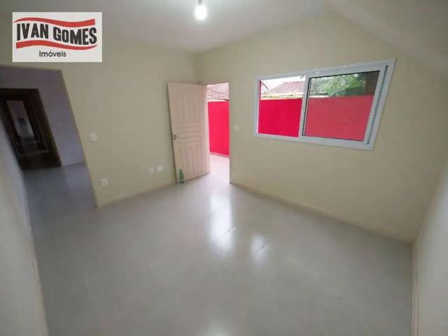 Casa / Sobrado para Venda em Guarujá/SP Vila Santo Antônio 3 Quartos