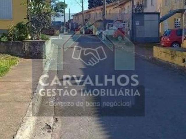 Casa / Sobrado para Venda em Guarulhos, Vila Carmela I, 2 dormitórios, 1 banheiro, 1 vaga