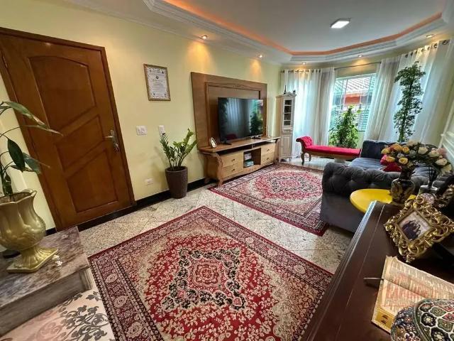 Casa / Sobrado para Venda em Guarulhos/SP Vale dos Machados 4 Quartos