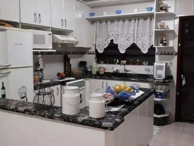 Casa / Sobrado para Venda em Guarulhos/SP Vila Melliani 4 Quartos