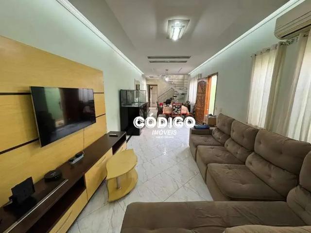 Casa / Sobrado para Venda em Guarulhos/SP Vila Milton 4 Quartos