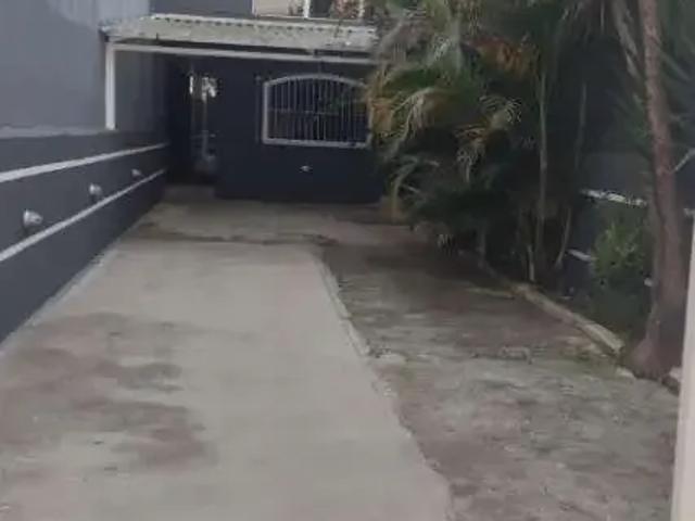Casa / Sobrado para Venda em Guarulhos/SP Vila Nova Bonsucesso 4 Quartos