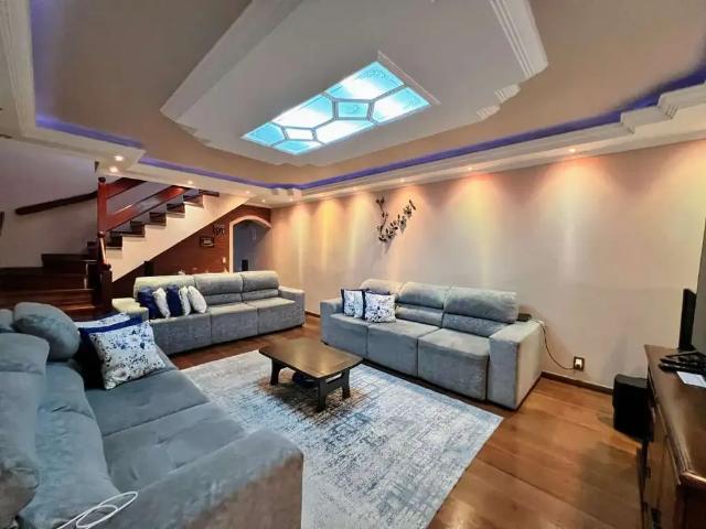 Casa / Sobrado para Venda em Guarulhos/SP Vila Barros 4 Quartos