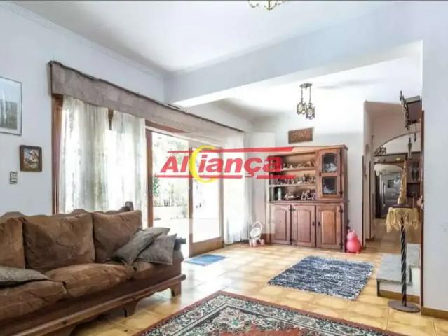 Casa / Sobrado para Venda em Guarulhos/SP Vila Fátima 5 Quartos