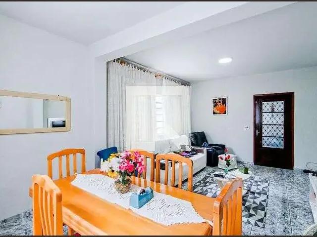Casa / Sobrado para Venda em Guarulhos/SP Vila Galvão 4 Quartos