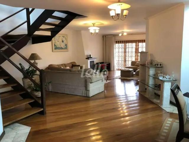 Casa / Sobrado para Venda em Guarulhos/SP Vila Galvão 4 Quartos