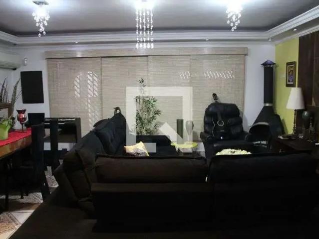 Casa / Sobrado para Venda em Guarulhos/SP Vila Galvão 4 Quartos