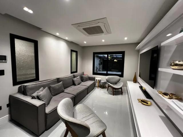 Casa / Sobrado para Venda em Guarulhos/SP Vila Galvão 4 Quartos