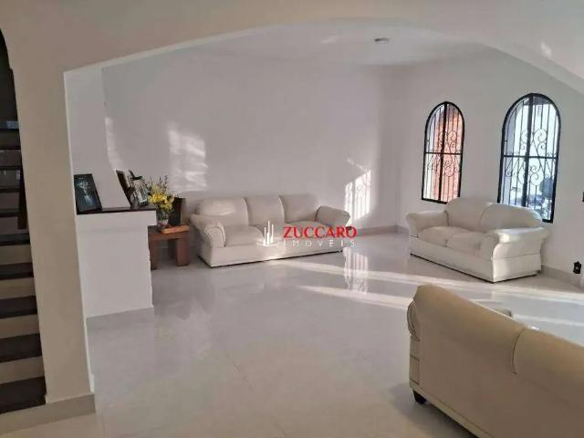 Casa / Sobrado para Venda em Guarulhos/SP Vila Galvão 5 Quartos