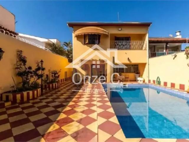 Casa / Sobrado para Venda em Guarulhos/SP Vila Galvão 5 Quartos