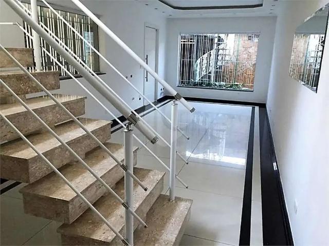 Casa / Sobrado para Venda em Guarulhos/SP Vila Galvão 3 Quartos