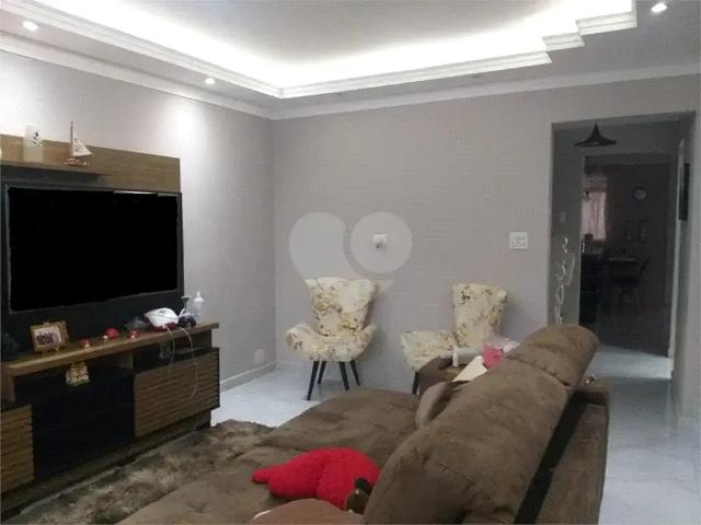 Casa / Sobrado para Venda em Guarulhos/SP Vila Galvão 3 Quartos