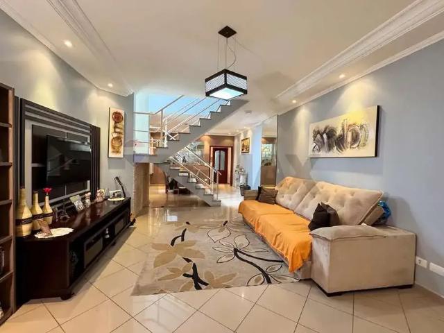 Casa / Sobrado para Venda em Guarulhos/SP Vila Galvão 3 Quartos