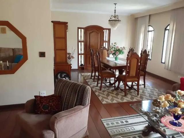 Casa / Sobrado para Venda em Guarulhos/SP Vila Galvão 3 Quartos