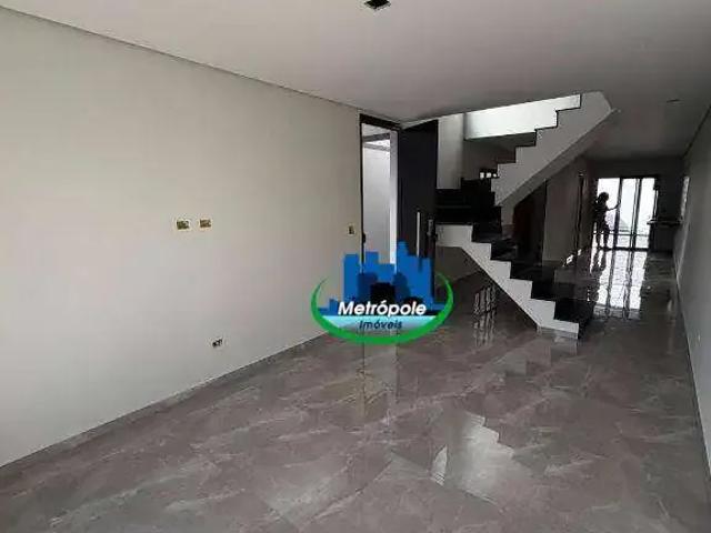 Casa / Sobrado para Venda em Guarulhos/SP Vila Galvão 3 Quartos