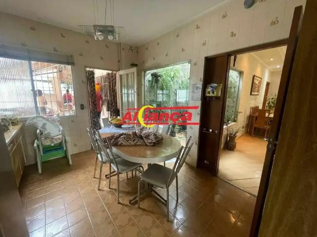 Casa / Sobrado para Venda em Guarulhos/SP Vila Rosália 4 Quartos