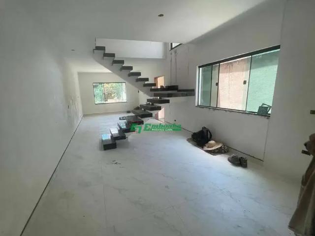 Casa / Sobrado para Venda em Guarulhos/SP Vila Tibagi 3 Quartos