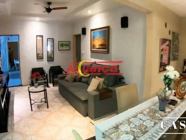 Casa / Sobrado para Venda em Guarulhos/SP Jardim City 4 Quartos