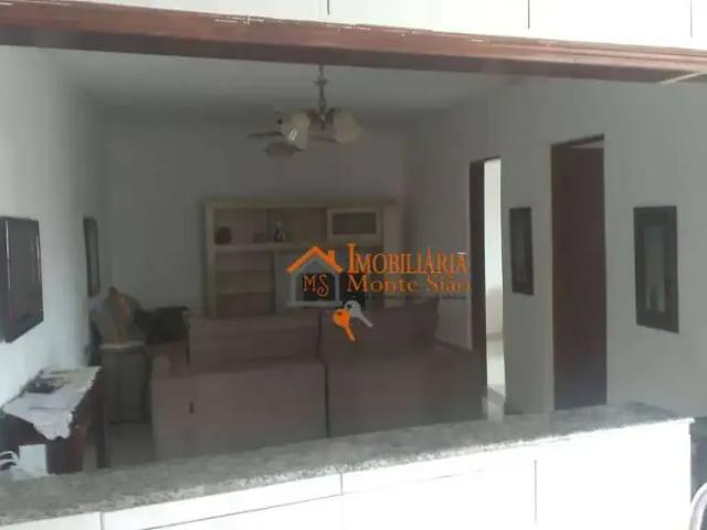 Casa / Sobrado para Venda em Guarulhos/SP Jardim Cumbica 7 Quartos