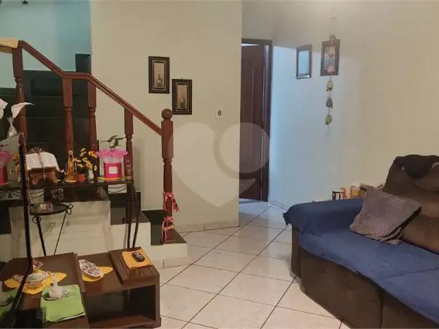 Casa / Sobrado para Venda em Guarulhos/SP Jardim Cumbica 3 Quartos