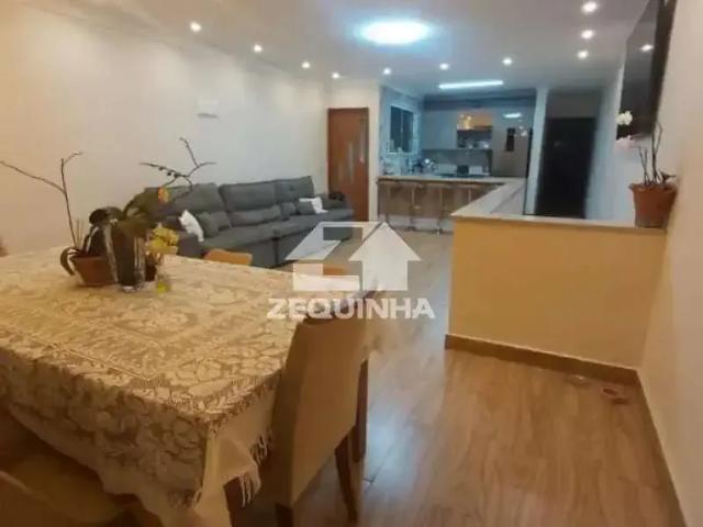 Casa / Sobrado para Venda em Guarulhos/SP Jardim Adriana 4 Quartos