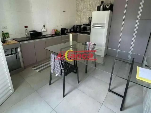 Casa / Sobrado para Venda em Guarulhos/SP Jardim Adriana 3 Quartos