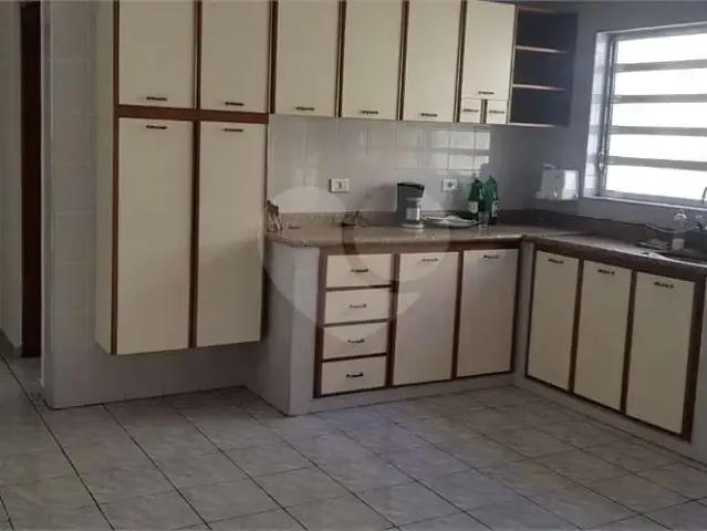 Casa / Sobrado para Venda em Guarulhos/SP Jardim Flor da Montanha 3 Quartos