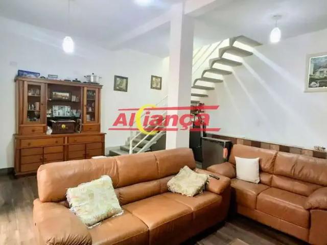 Casa / Sobrado para Venda em Guarulhos/SP Jardim Iporanga 4 Quartos