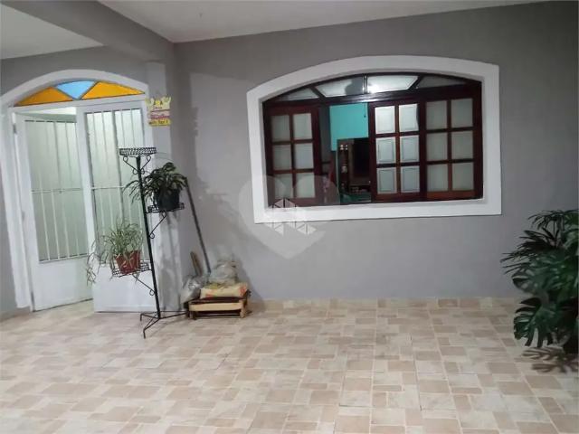 Casa / Sobrado para Venda em Guarulhos/SP Jardim Moreira 3 Quartos